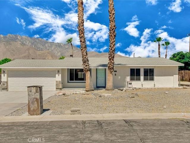 2297 Nicola Rd W, Palm Springs, CA 92262