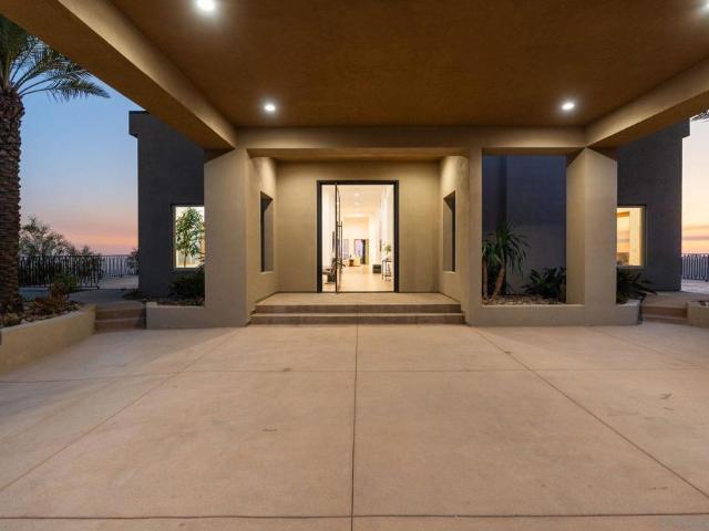 2297 Sunshine Mountain Rd