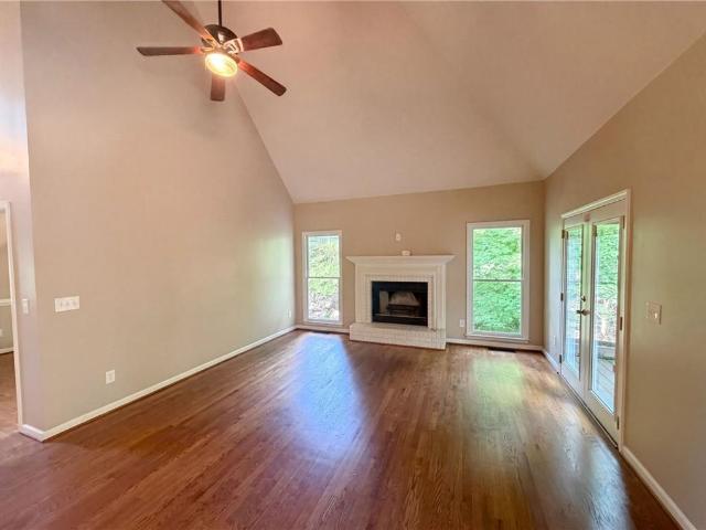 2299 Camden Drive SW