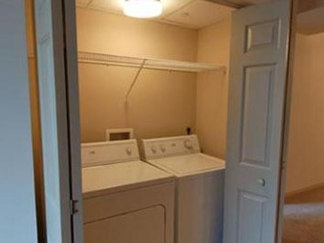 $2299 / 4br 1558ft² See it, Love it, Rent it! Downtown Bloomington map