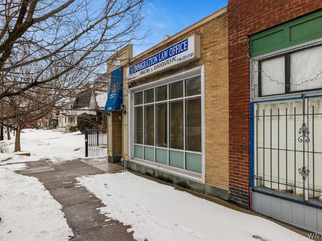 2290 Main Street