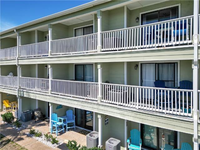 2290 N Fulton Beach 215