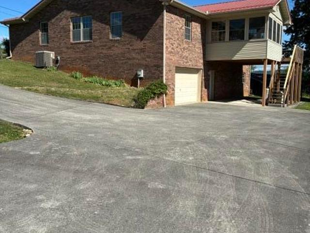 2290 Old Ford Road