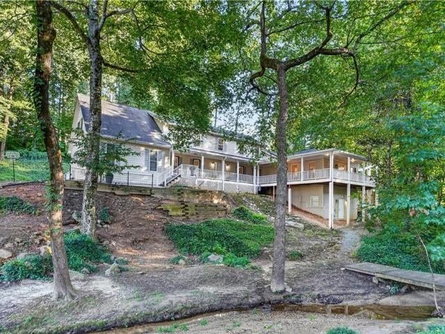 2290 Old Orchard Drive