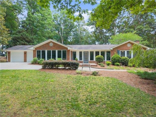 2290 Alec Mountain Rd, Clarkesville, GA 30523