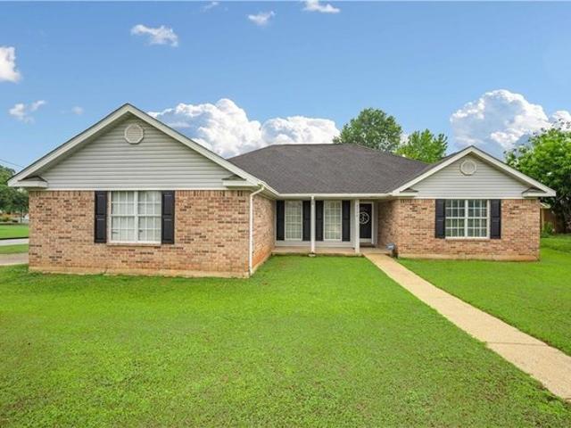 2290 Bobwhite Ct, Mobile, AL 36695