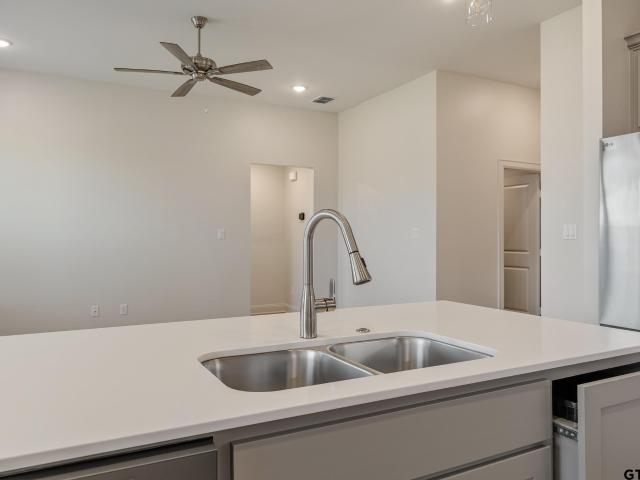 2290 Dogwood Pk Blvd, Tyler, TX 75707 | MLS #26001