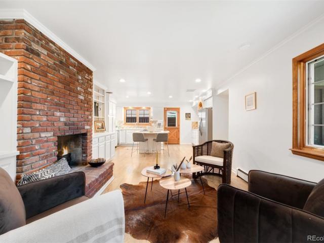 2290 E Columbia Place