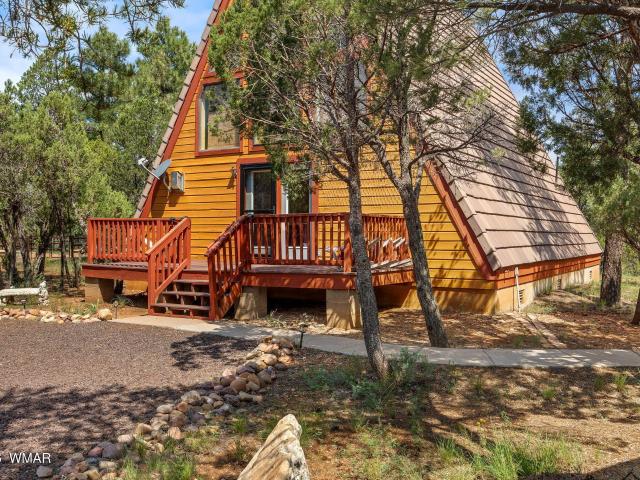 2290 Thunderbird Way