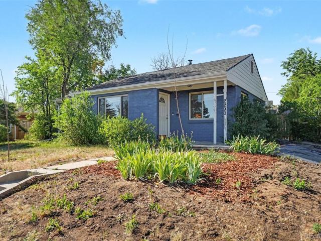 2290 W Center Avenue