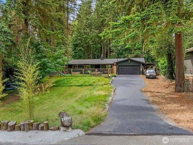22914 2nd Ave SE, Bothell, WA 98021