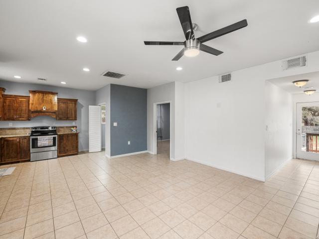 22914 Skila Dr, Elmendorf, TX 78112 | MLS #1938