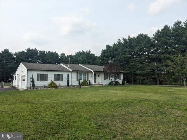 2291 Monmouth Rd, Jobstown, NJ 08041