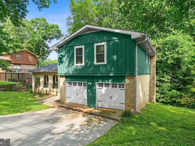 2291 Chevy Chase Lane