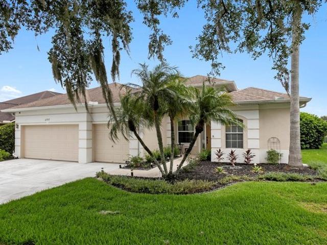 22927 Bay Cedar Dr, Land O Lakes, FL 34639
