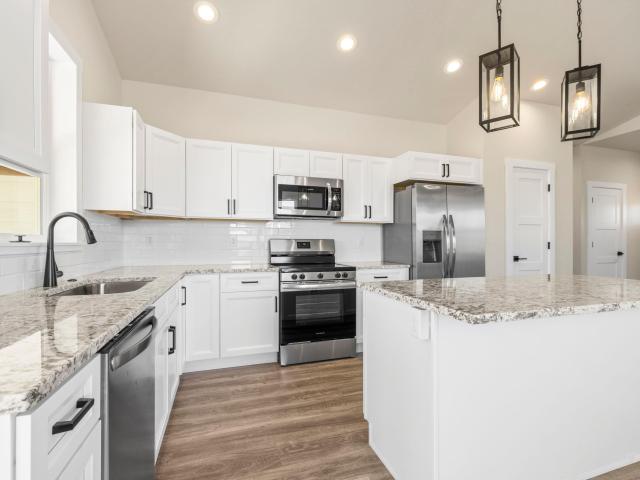 2292 Golf Lane