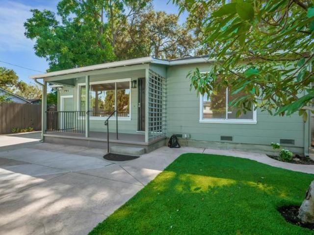 2292 Poplar Ave, East Palo Alto, CA 94303