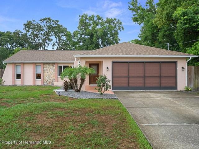 2292 Waterfall Dr, Spring Hill, FL 34608