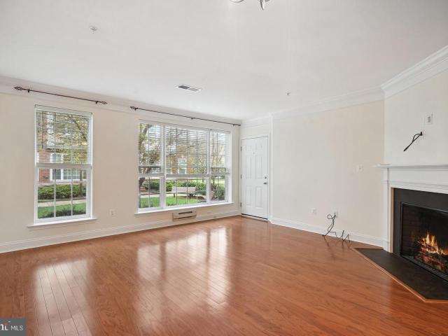 22936 Spicebush Dr, Unit 1361, Clarksburg, MD 20871 | MLS #MDMC2225 | Compass