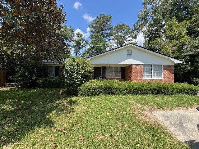 2293 Burkhalter Rd, Statesboro, GA 30458