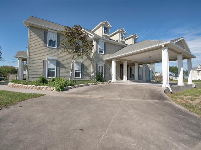 2293 E Bayshore Drive