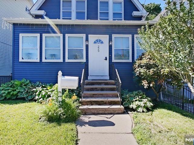 229 1st Street