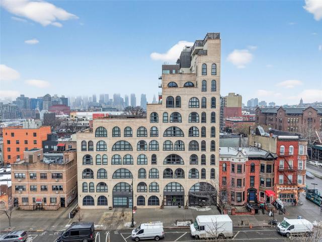 229 9th Street 307