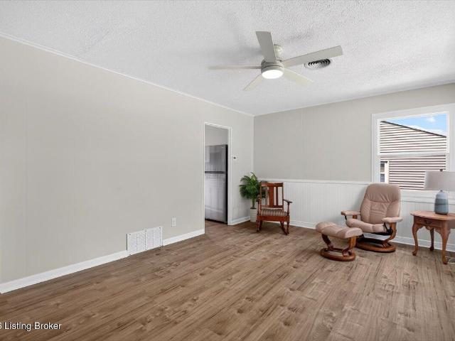 229 Carey Ave