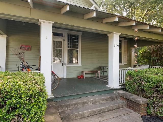 229 Church Street N