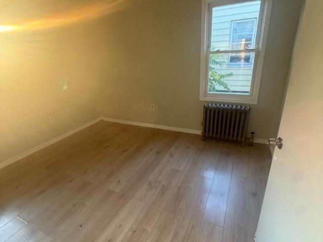 229 Alexander St # 2