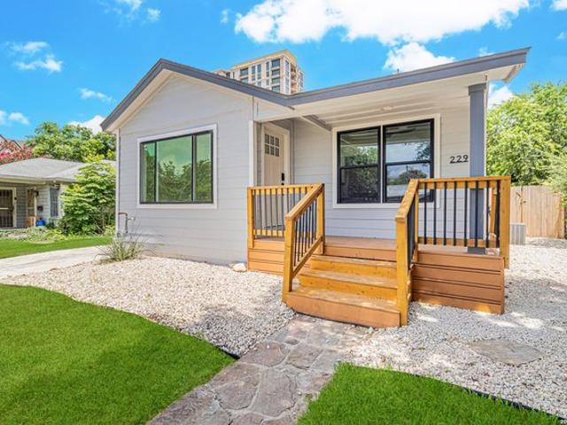 229 Allensworth St, San Antonio, TX 78209