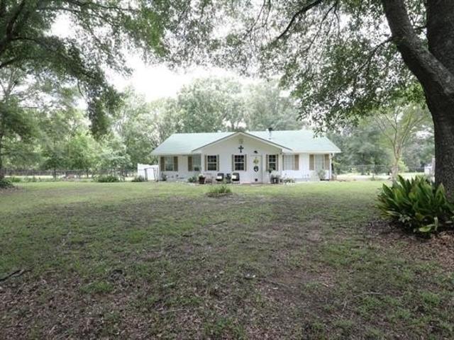229 Big Island Loop, Deville, LA 71328