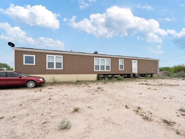 229 Gyna St, Del Rio, TX 78840