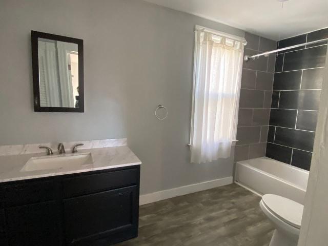 229 Dwight Street 6 Bedroom Apartment for Rent at 229 Dwight St, New Haven, CT 06511 Dwight