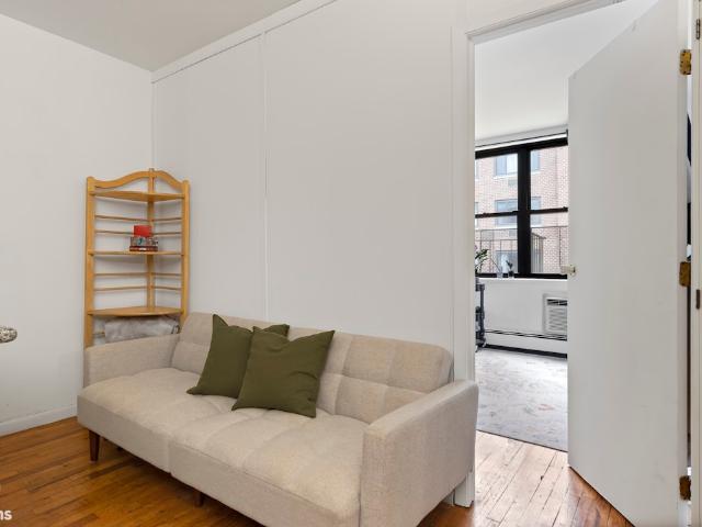 229 E 29TH Street 6I