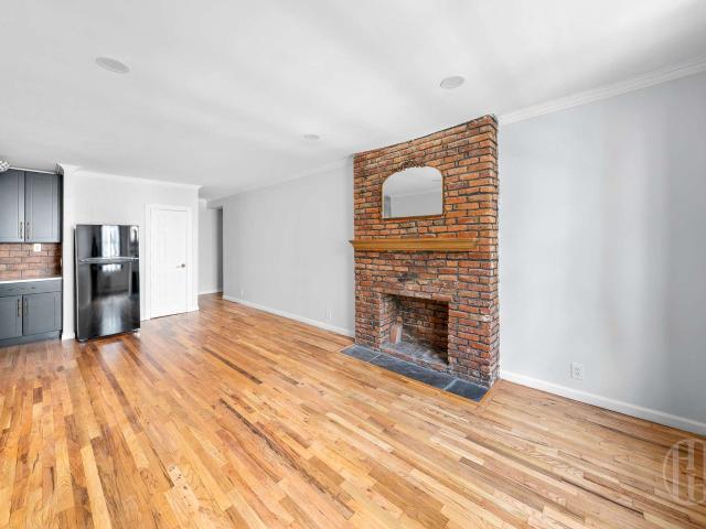 229 E 29th Street 3E