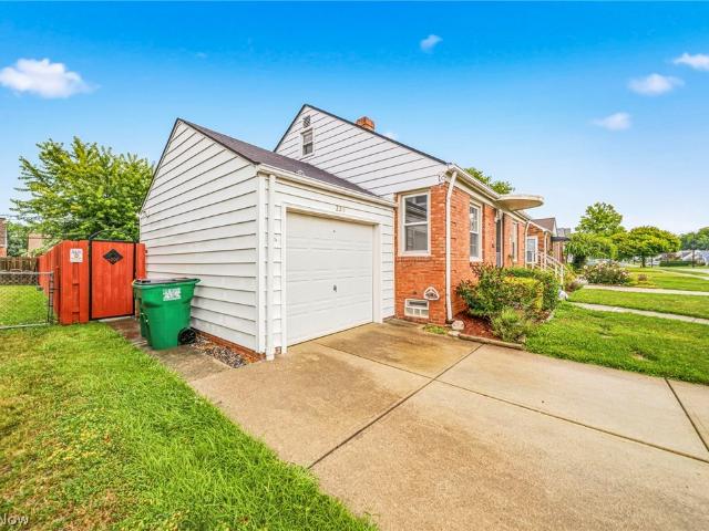 229 E 326th Street