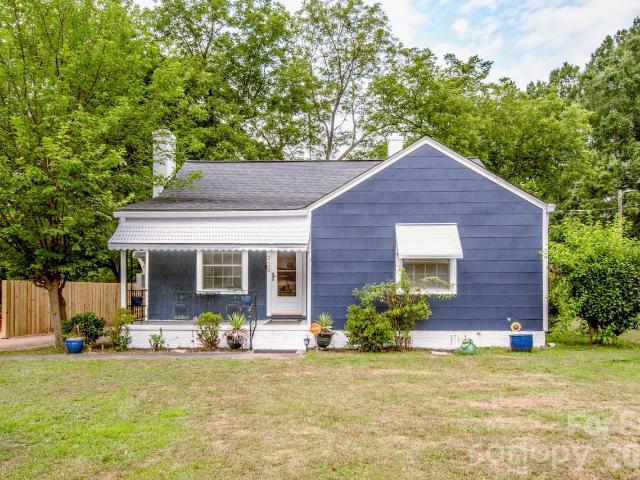 229 E Mcneely Avenue