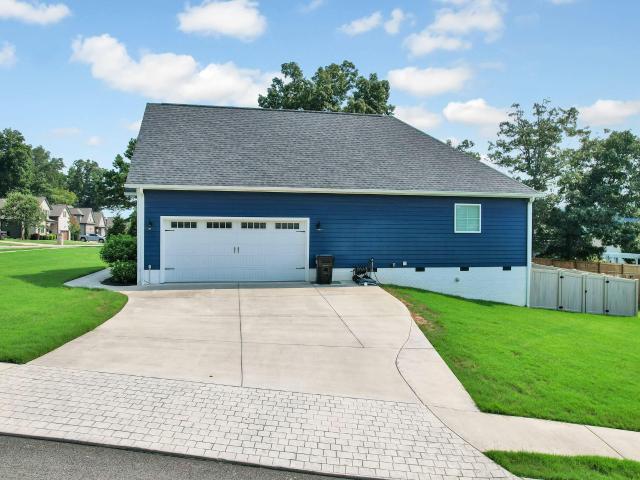 229 Eagle Creek Road NW