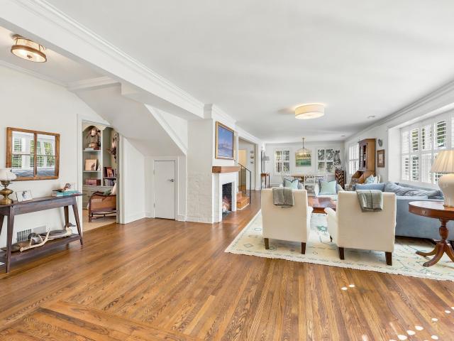 229 East Bay St