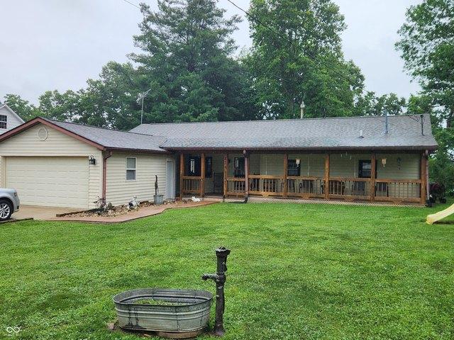 229 East St, Morgantown, IN 46160