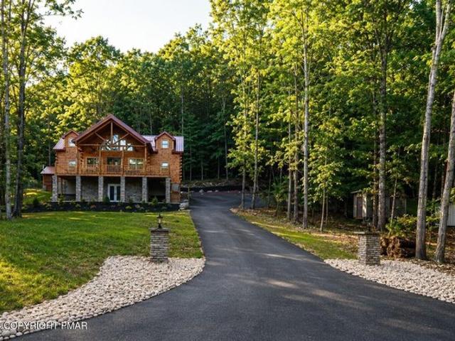 229 Five Springs Rd Unit 3, Stroudsburg, PA 18360