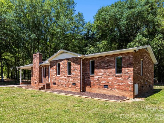 229 Hoyles Road