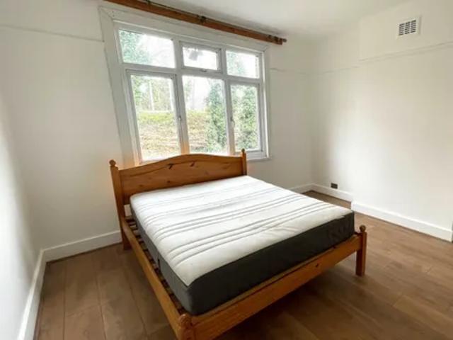 229 Hermitage Road, London, N4 1NW, United Kingdom | 4 bed townhouse for rent #154595885 | Rentberry