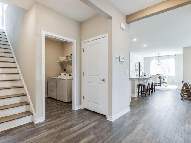 229 Huntington Dr