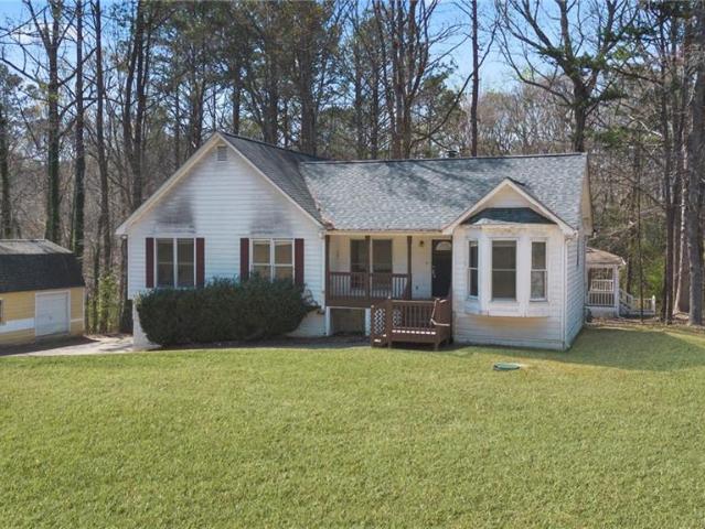 229 Oak Landing Dr, Douglasville, GA 30134 | MLS #7738