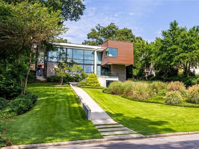 229 Little John Trail NE