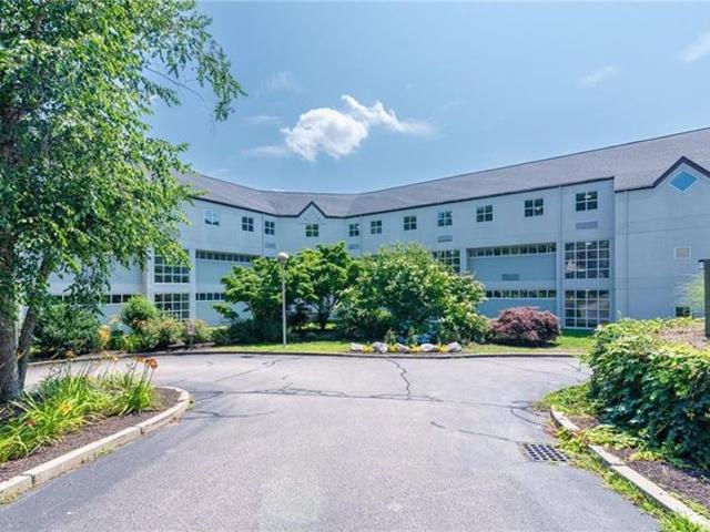 229 Medway St Apt 302, Providence, RI 02906
