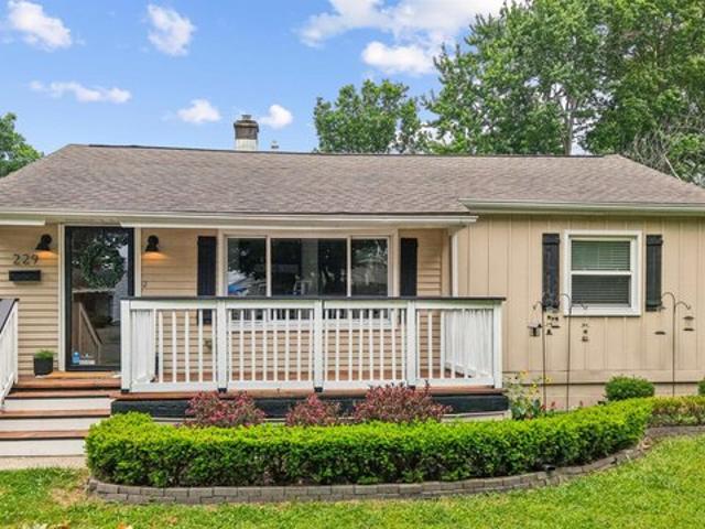 229 N Wilson Blvd, Mount Clemens, MI 48043