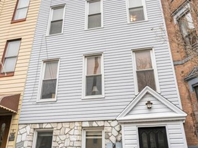 229 N Henry St, Brooklyn, NY 11222